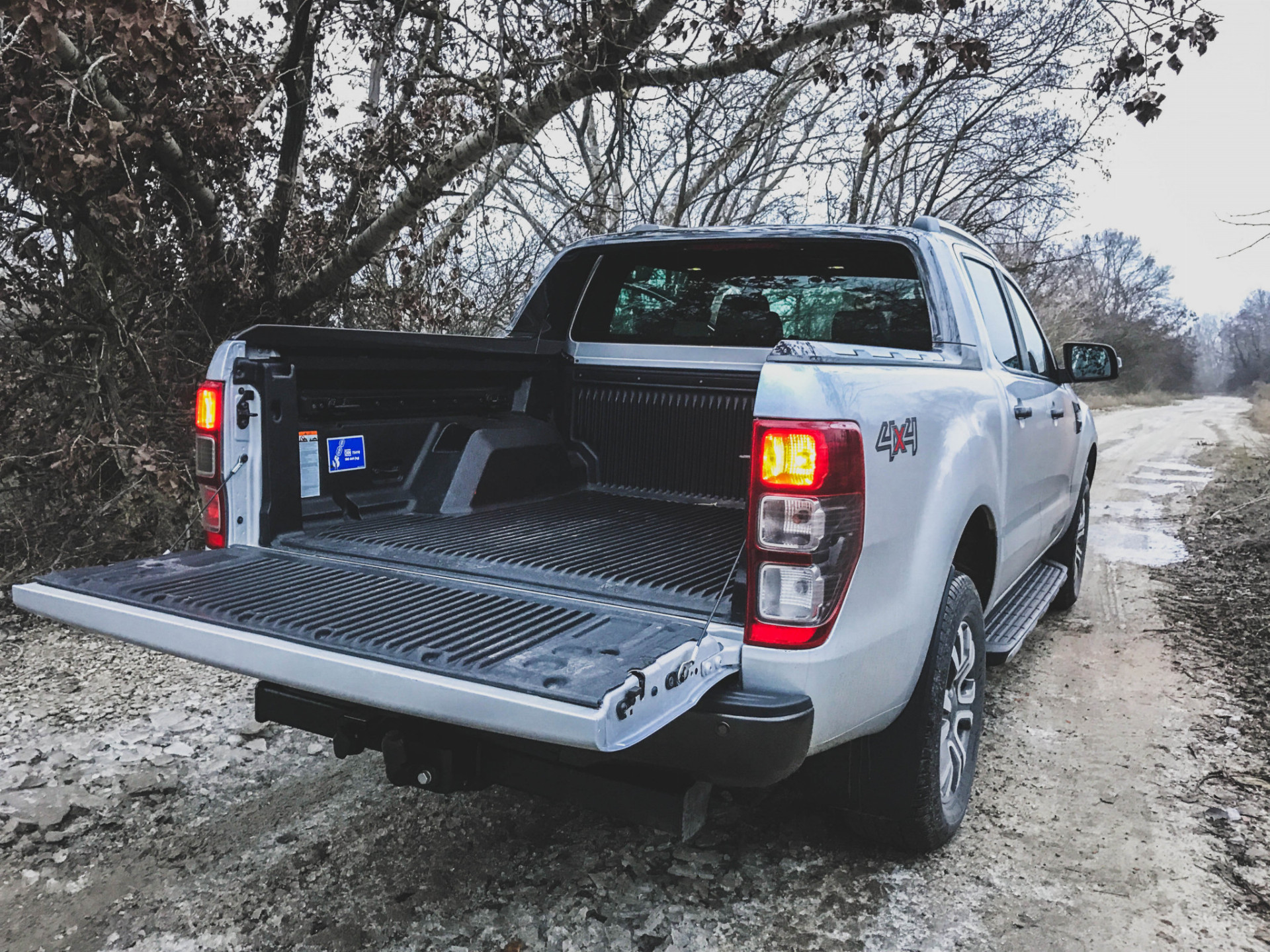 HNonline.sk - Ford Ranger