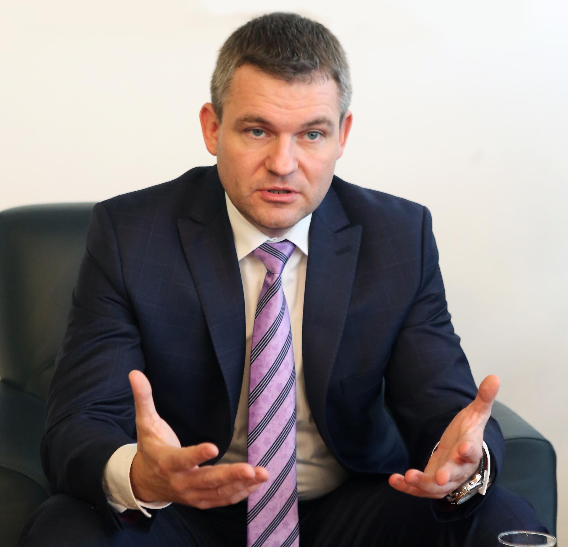 HNonline.sk - Choďte preč!