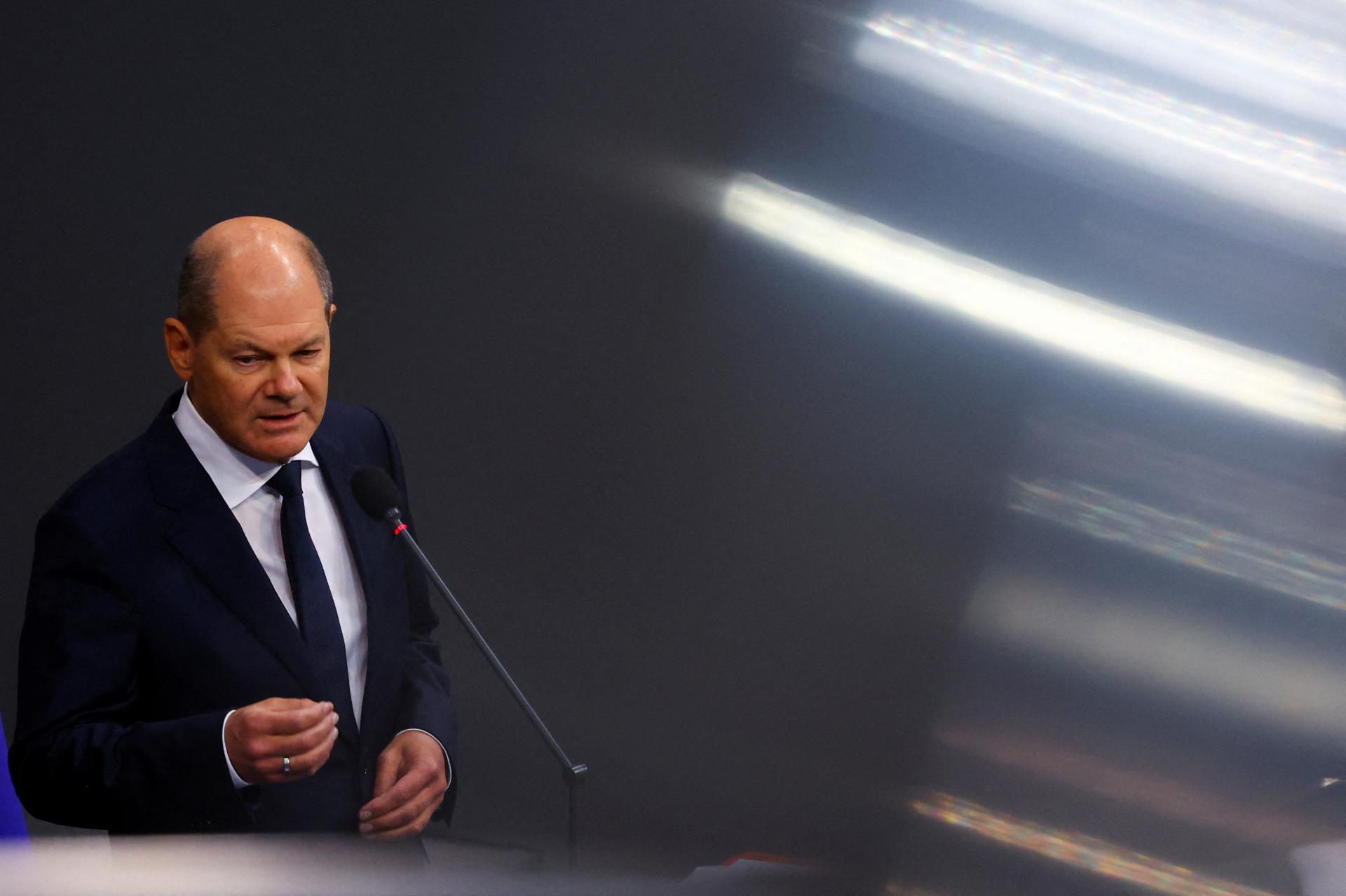 HNonline.sk - Scholz po schválení leopardov ubezpečil, že urobí všetko, aby nezavliekol NATO do ...