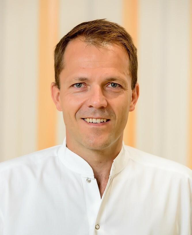 Mediweb.sk - Gynekológia a pôrodníctvo: MUDr. Peter Kaščák, PhD.