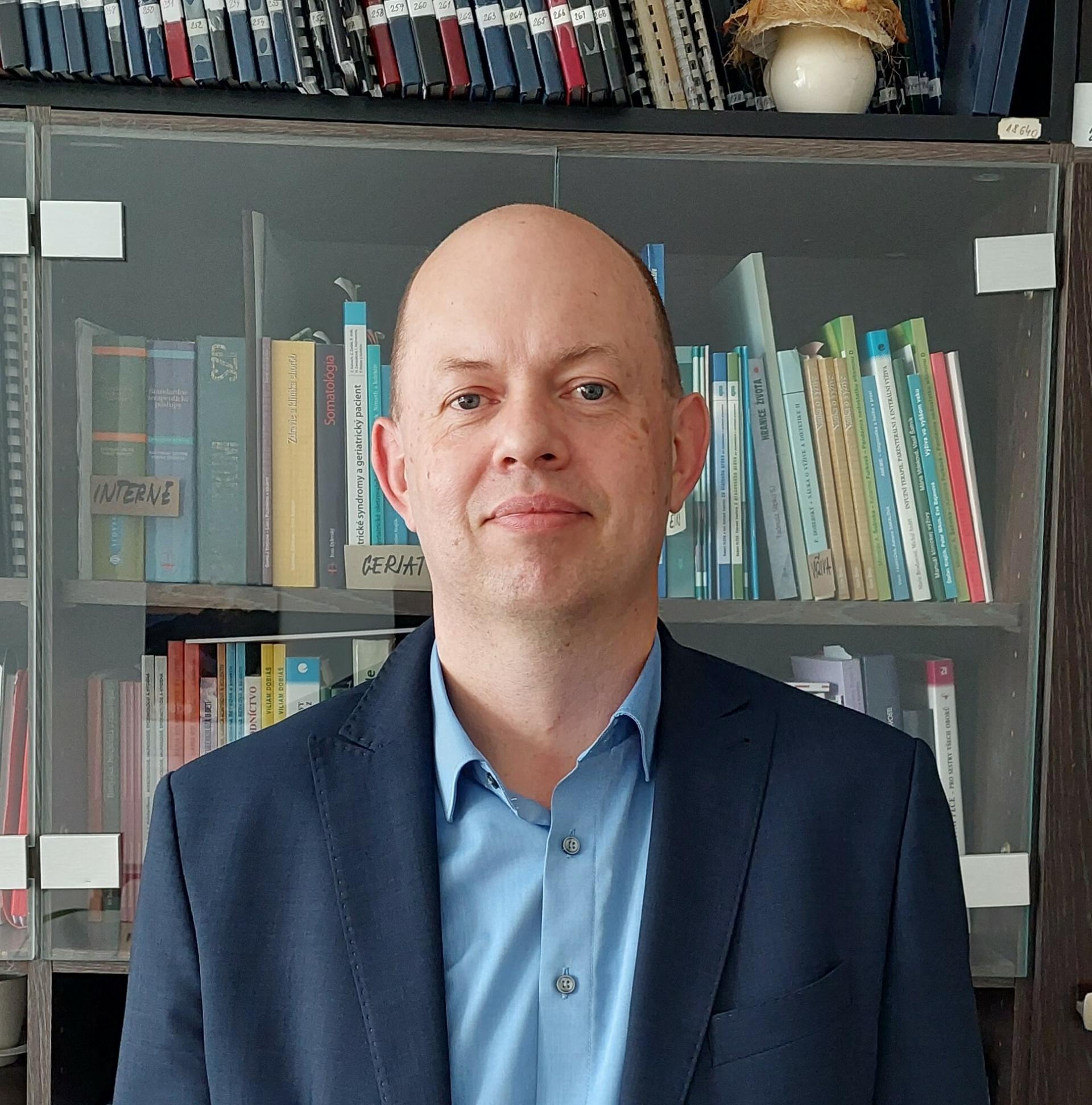 Mediweb.sk - Kardiológia: MUDr. Peter Mikuš, PhD.