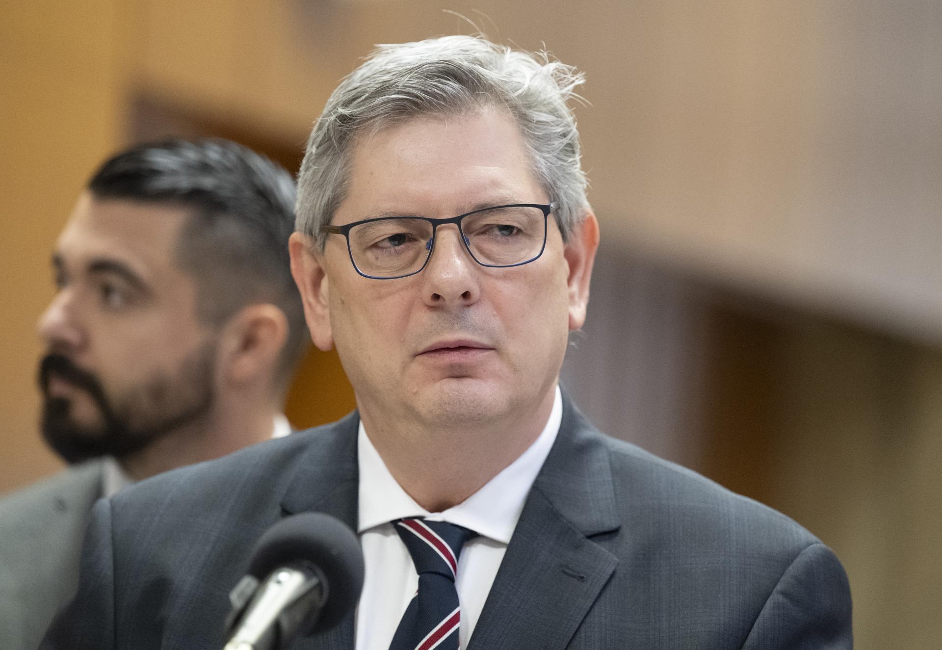 HNonline.sk - Minister Susko trvá na dôvodnosti skráteného konania pri novele Trestného zákona