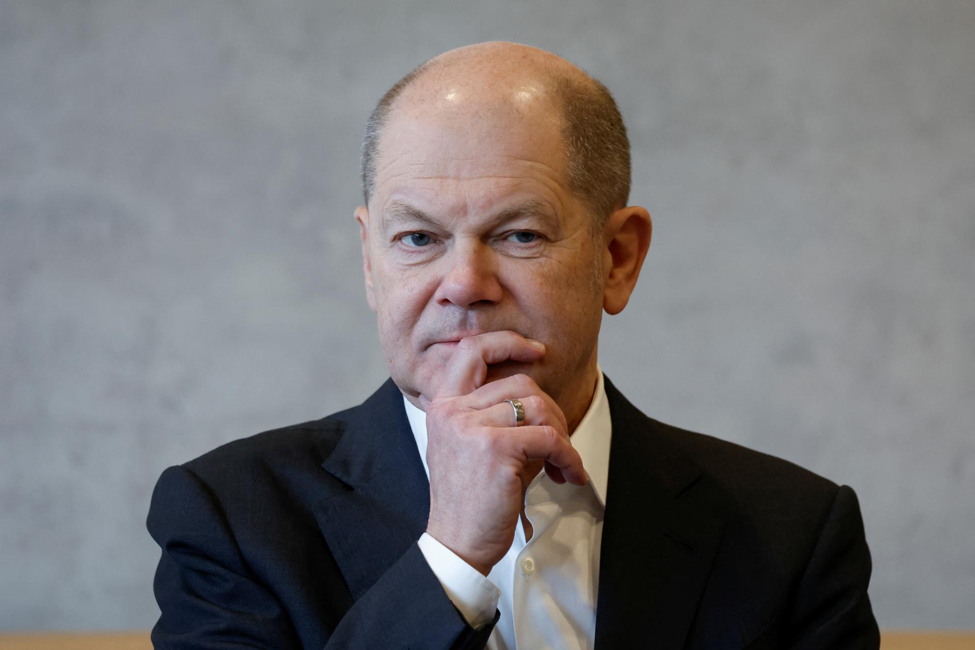 HNonline.sk - Scholz je príliš pomalý a váhavý, kritizuje bývalý šéf NATO. Ukrajine by dal ...