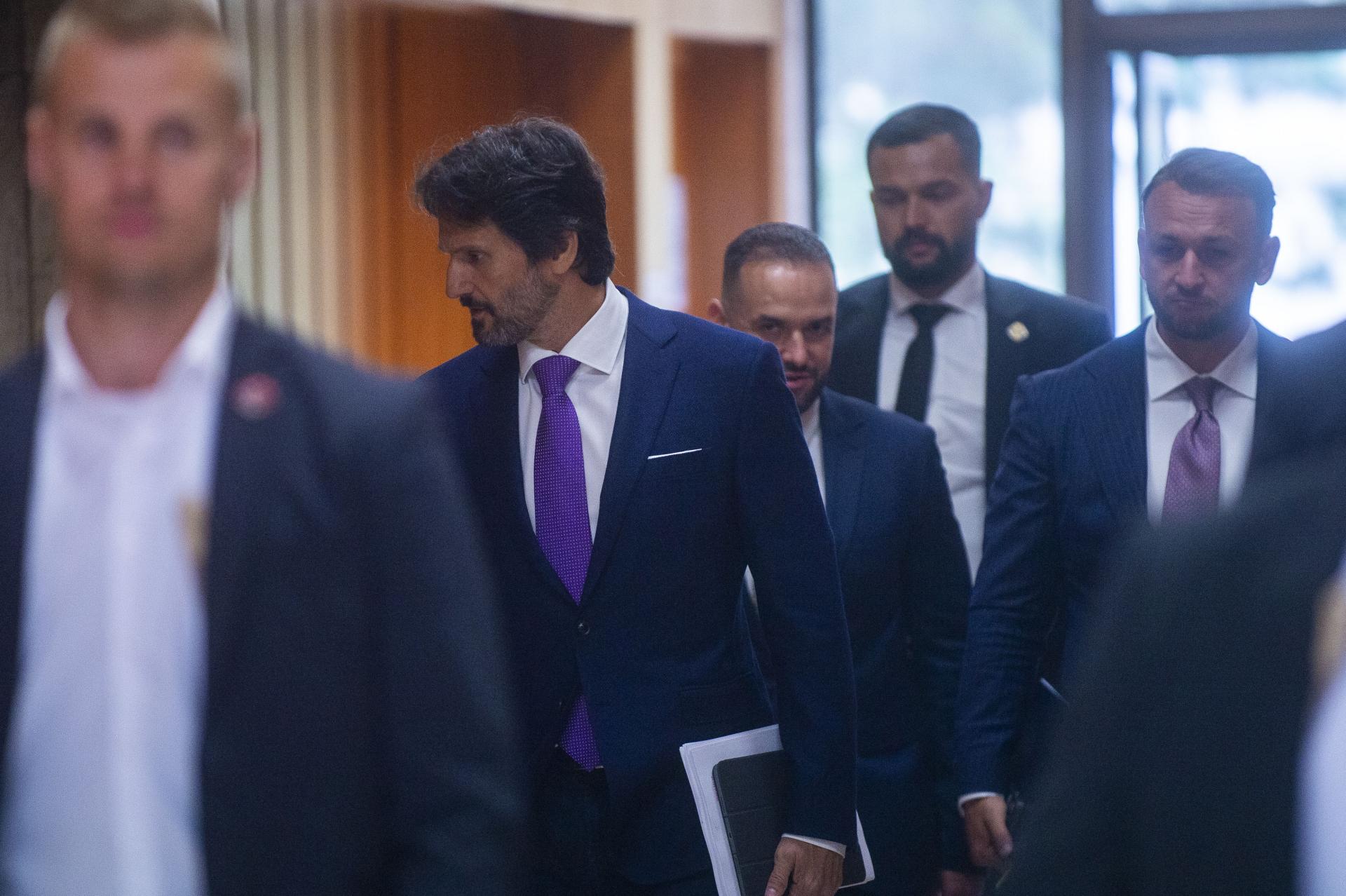 HNonline.sk - Vyjadrenia ministrov po rokovaní vlády a zasadnutí Bezpečnostnej rady