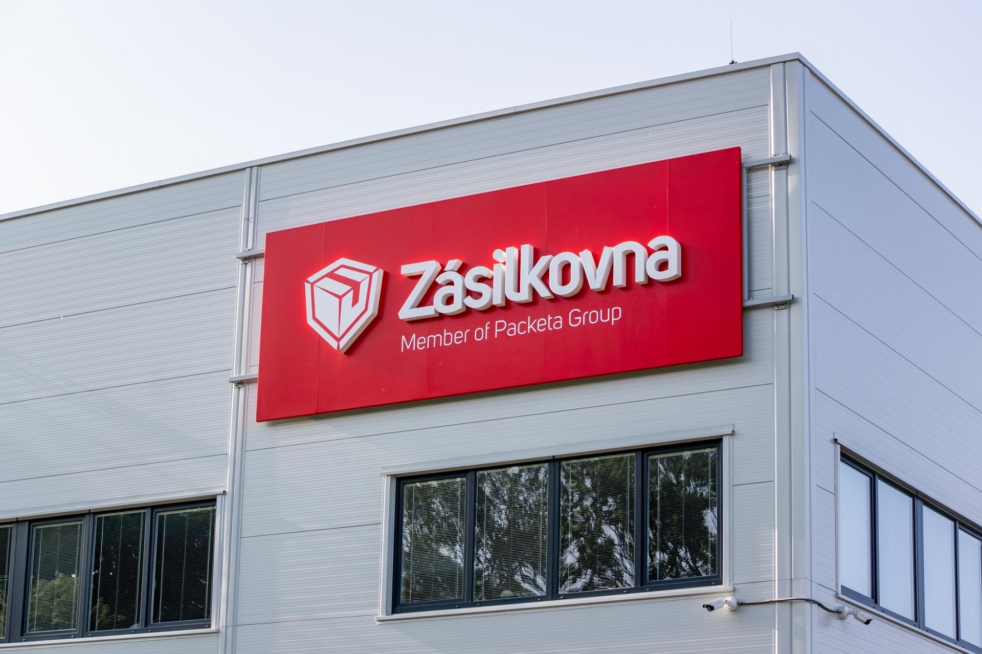 HNonline.sk - Známa firma zrušila stovky výdajných miest. Do popredia ...