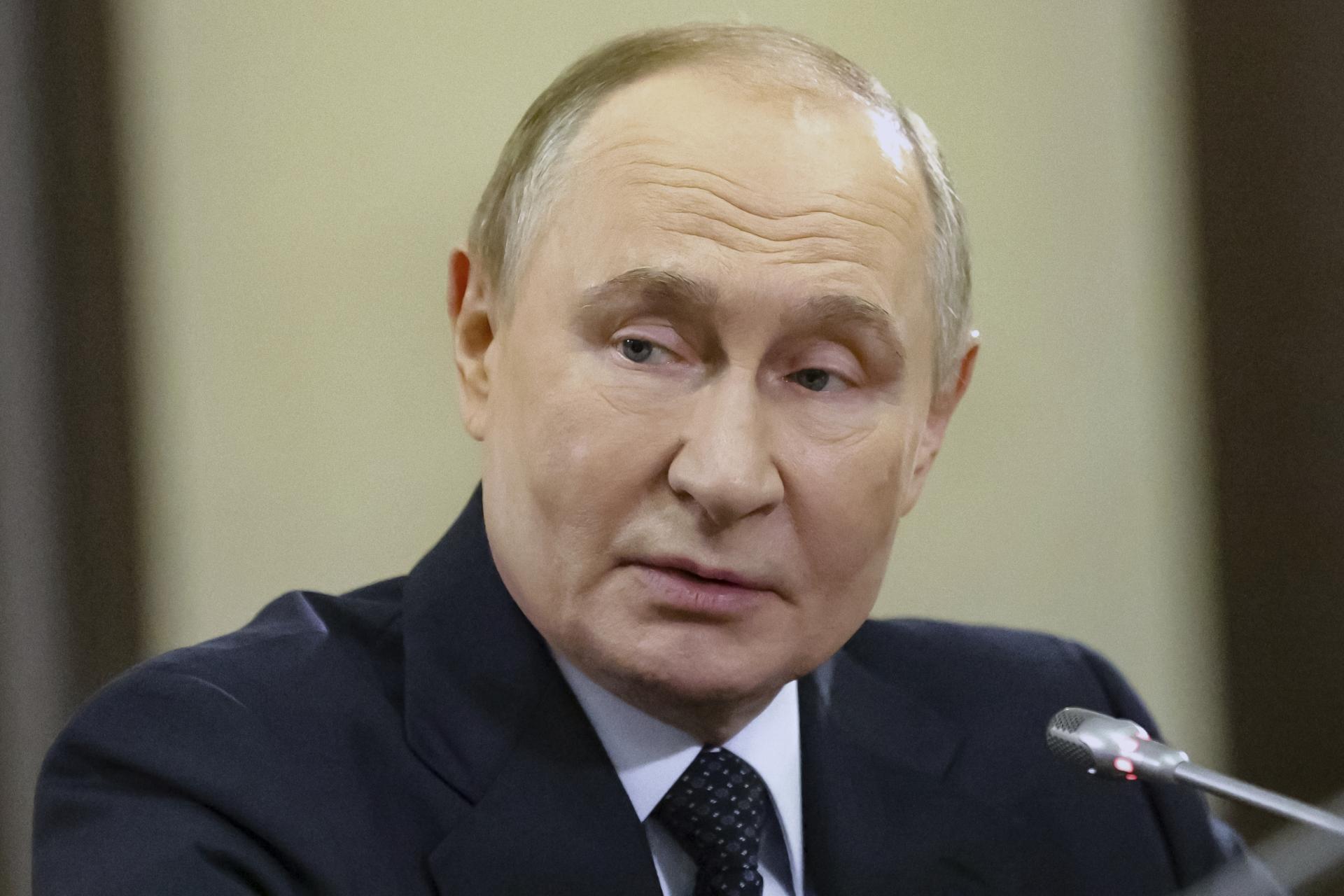 HNonline.sk - Rusko zvýši daň z pridanej hodnoty na 22 percent, Putin chce výnosmi financovať vojnu