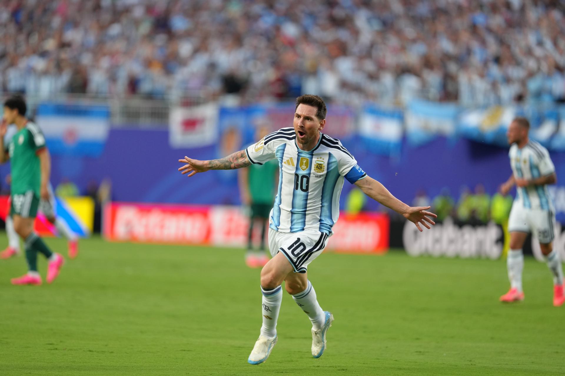 Alžírsko podalo sťažnosť na rozhodcov po zápase s Argentínou, sťažujú ...
