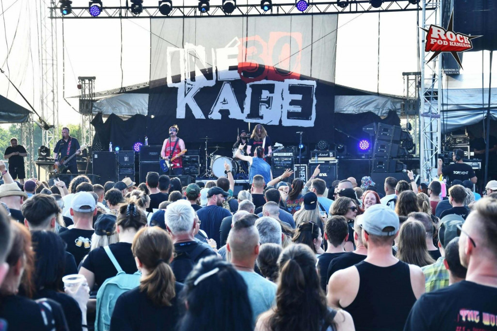 Rock pod Kameňom sa má začať vo štvrtok, hviezdy však rušia účasť ...